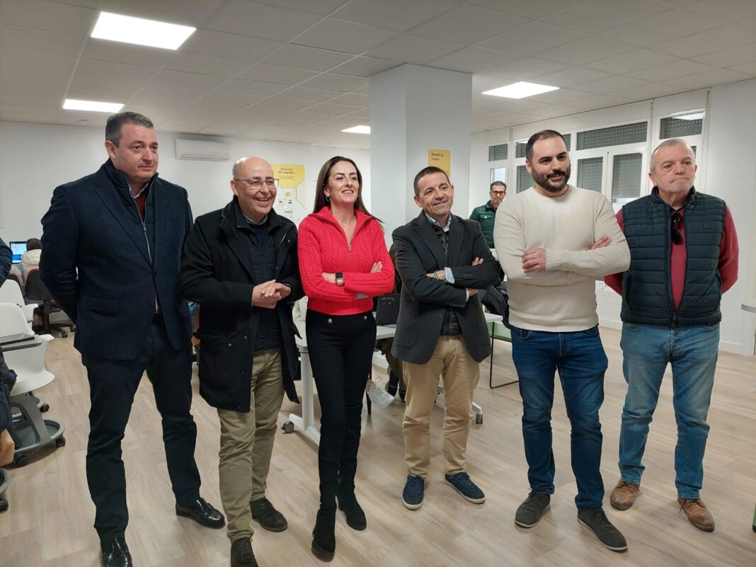 Huércal – Overa estrena su Punto Vuela para acercar las herramientas ...